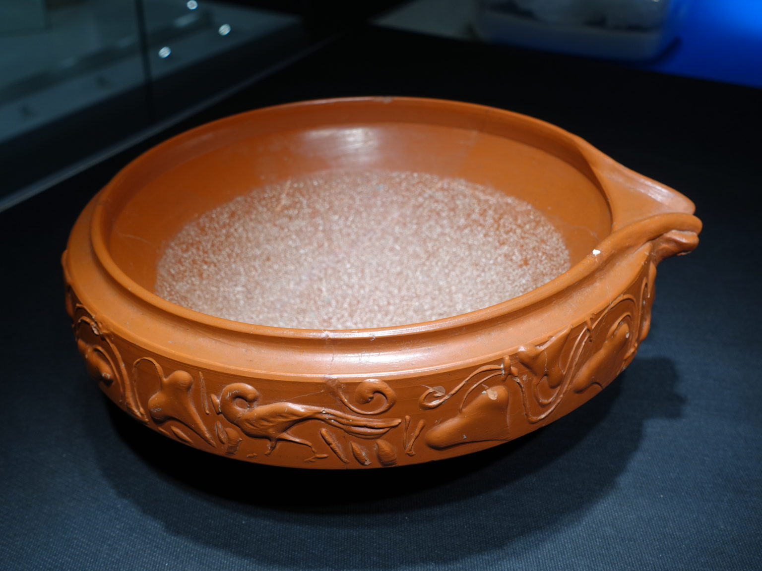 Keeper's Corner - Roman mortarium - Discover Bucks